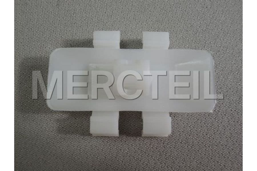 Buy the spare part Mercedes-Benz A0079887178 mounting clamp