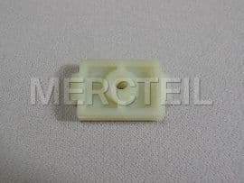 Buy the spare part Mercedes-Benz A0089886378 clip