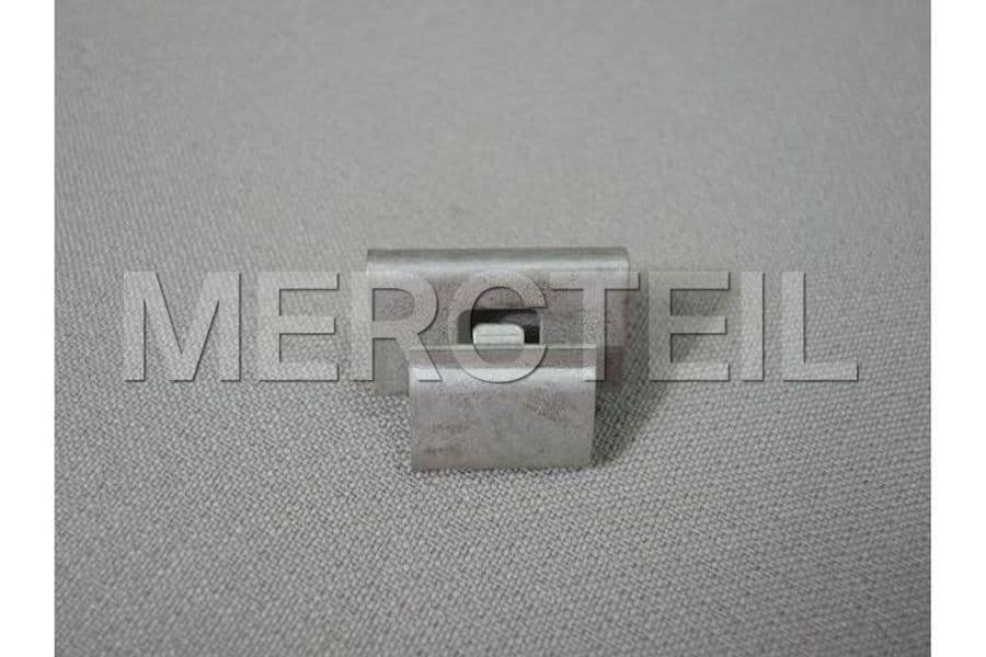 Buy the spare part Mercedes-Benz A0109887678 clip