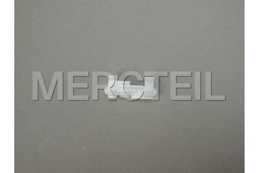 Buy the spare part Mercedes-Benz A0119886078 clip