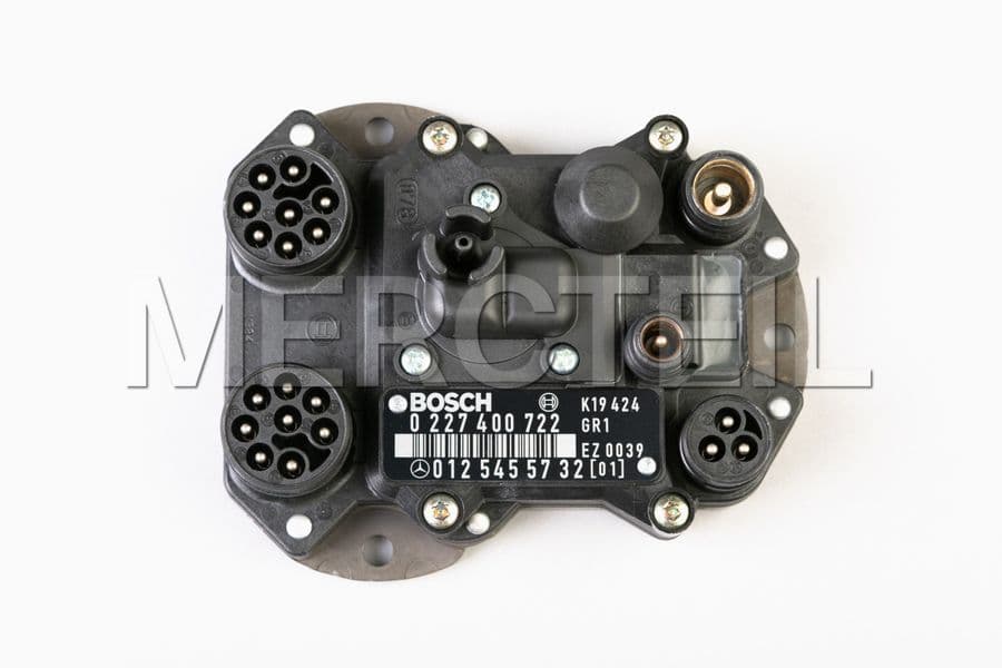 Buy the spare part Mercedes-Benz A0125455732 ignition control unit