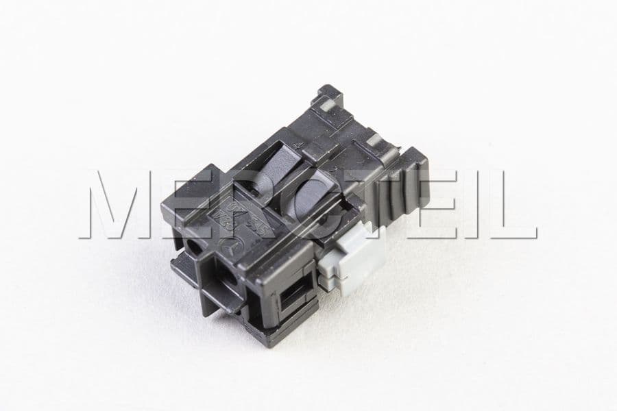 Buy the spare part Mercedes-Benz A0175451728 pin bushing hou
