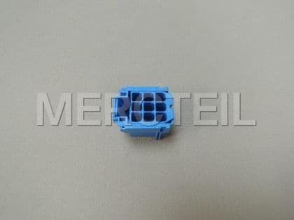 Buy the spare part Mercedes-Benz A0175456026 receptacle housing