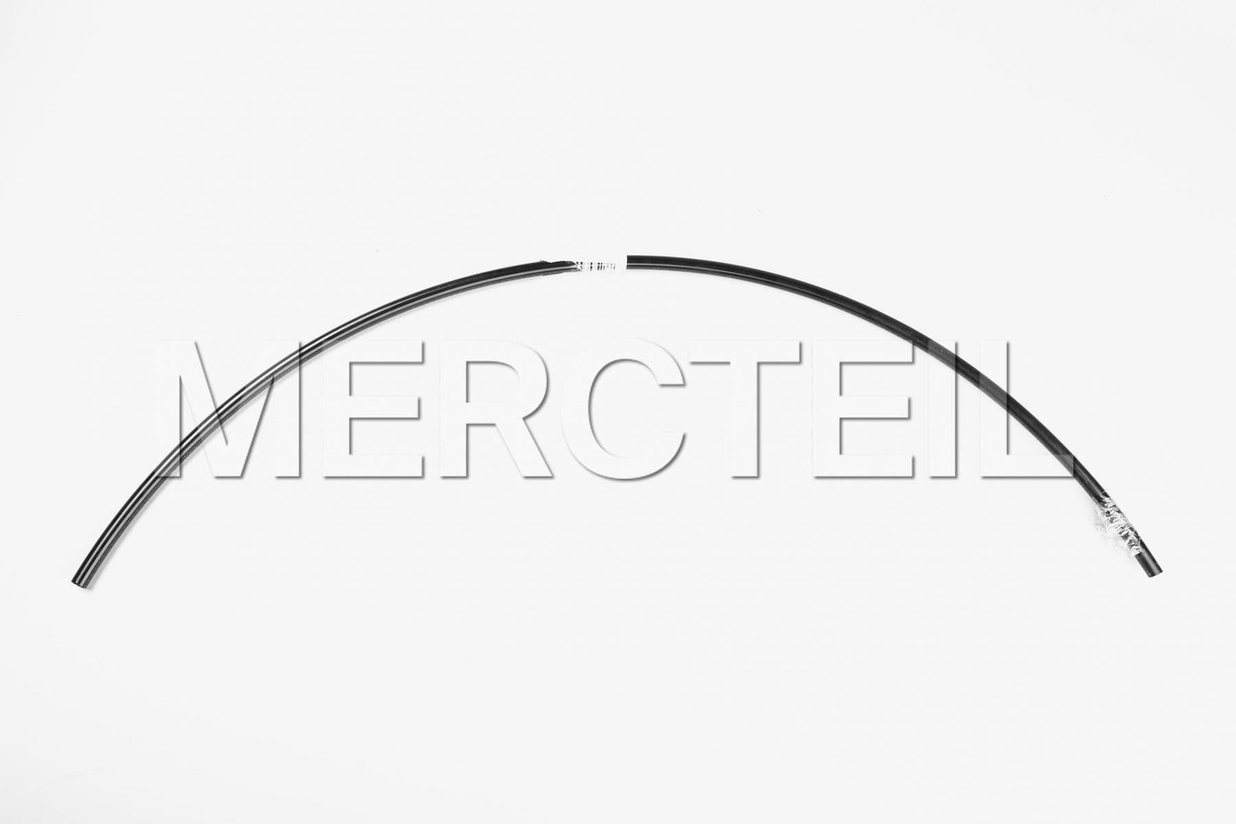 Buy the spare part Mercedes-Benz A0179978082 hose