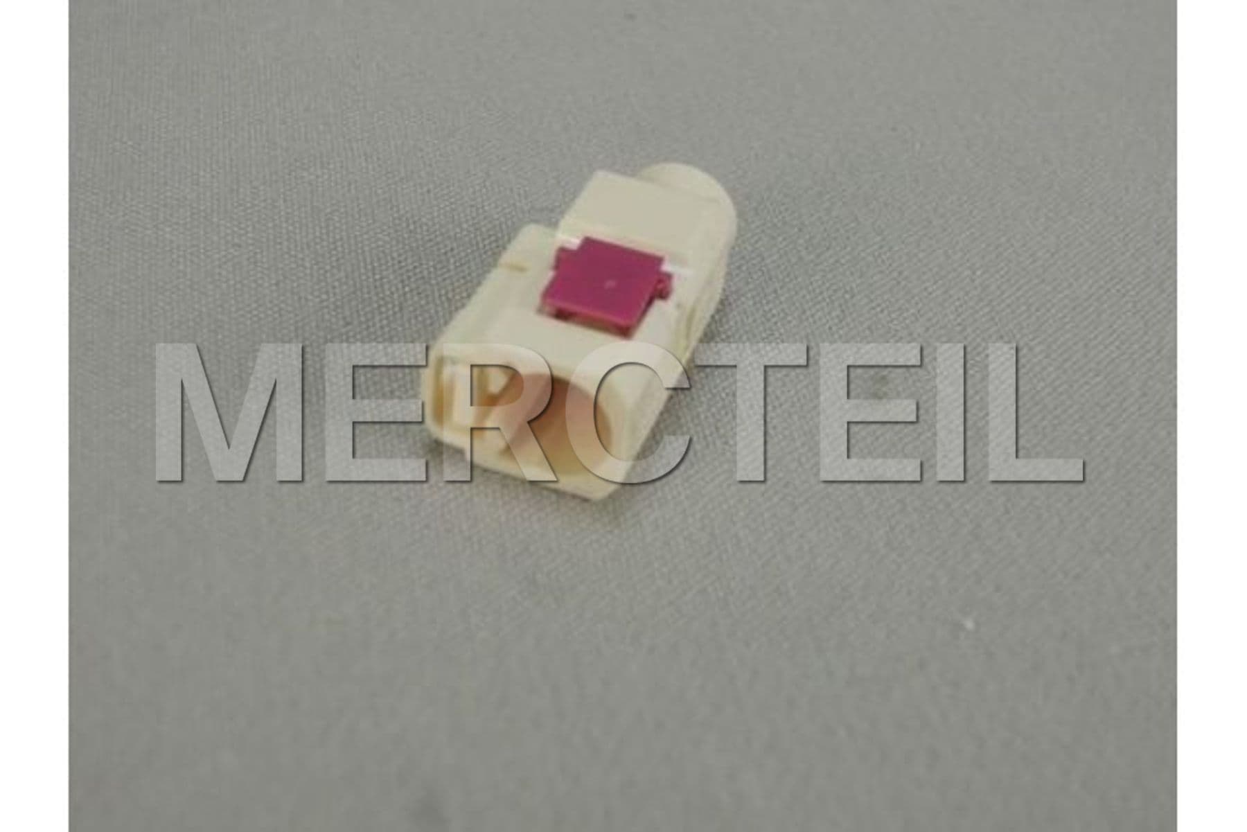 Buy the spare part Mercedes-Benz A0245454526 clutch