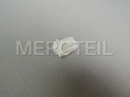 Buy the spare part Mercedes-Benz A0255451926 socket housing