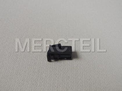 Buy the spare part Mercedes-Benz A0375455928 plug