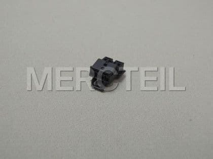Buy the spare part Mercedes-Benz A0375456528 plug