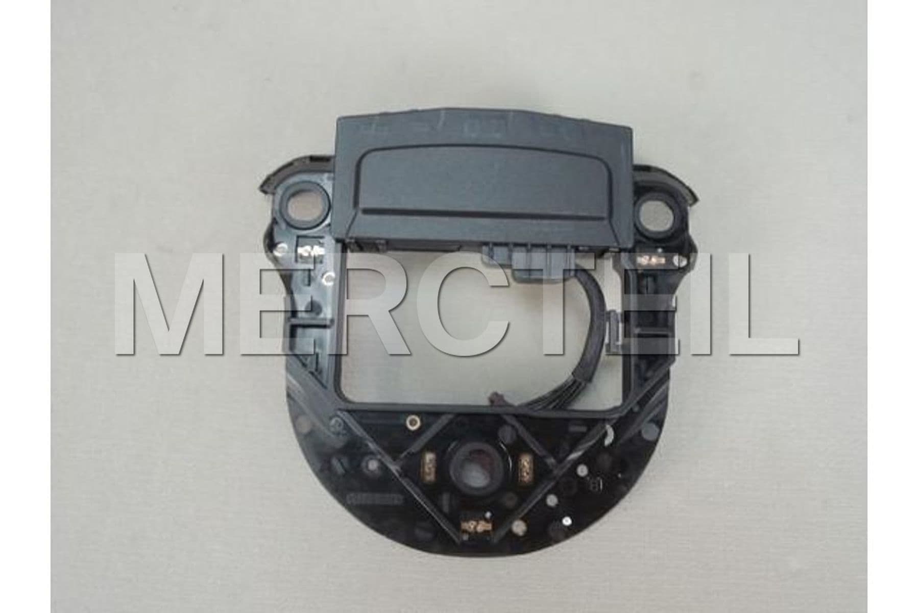 Buy the spare part Mercedes-Benz A0994642117 contact plate