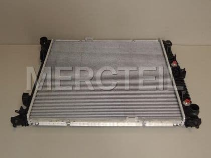 Buy the spare part Mercedes-Benz A0995001303 water cooler