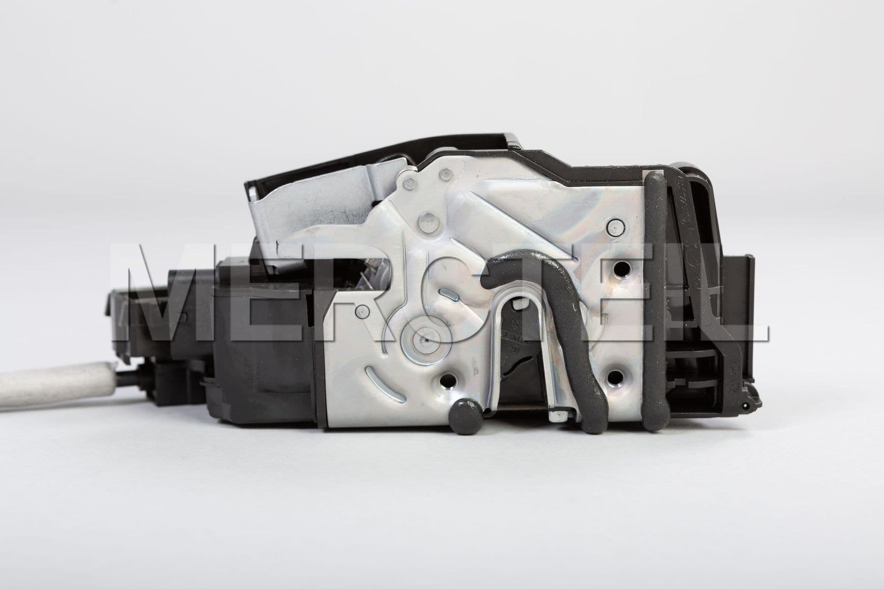 Buy the spare part Mercedes-Benz A0997200701 door lock