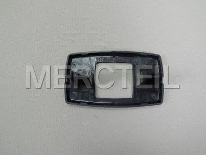 Buy the spare part Mercedes-Benz A09981100079051 cover support bearing