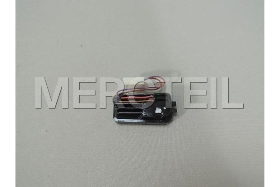 Buy the spare part Mercedes-Benz A0999062902 headlamp unit