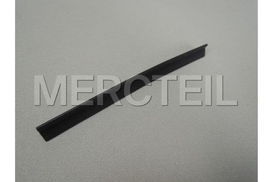 Buy the spare part Mercedes-Benz A1157840497 gasketsliding roofvlrub
