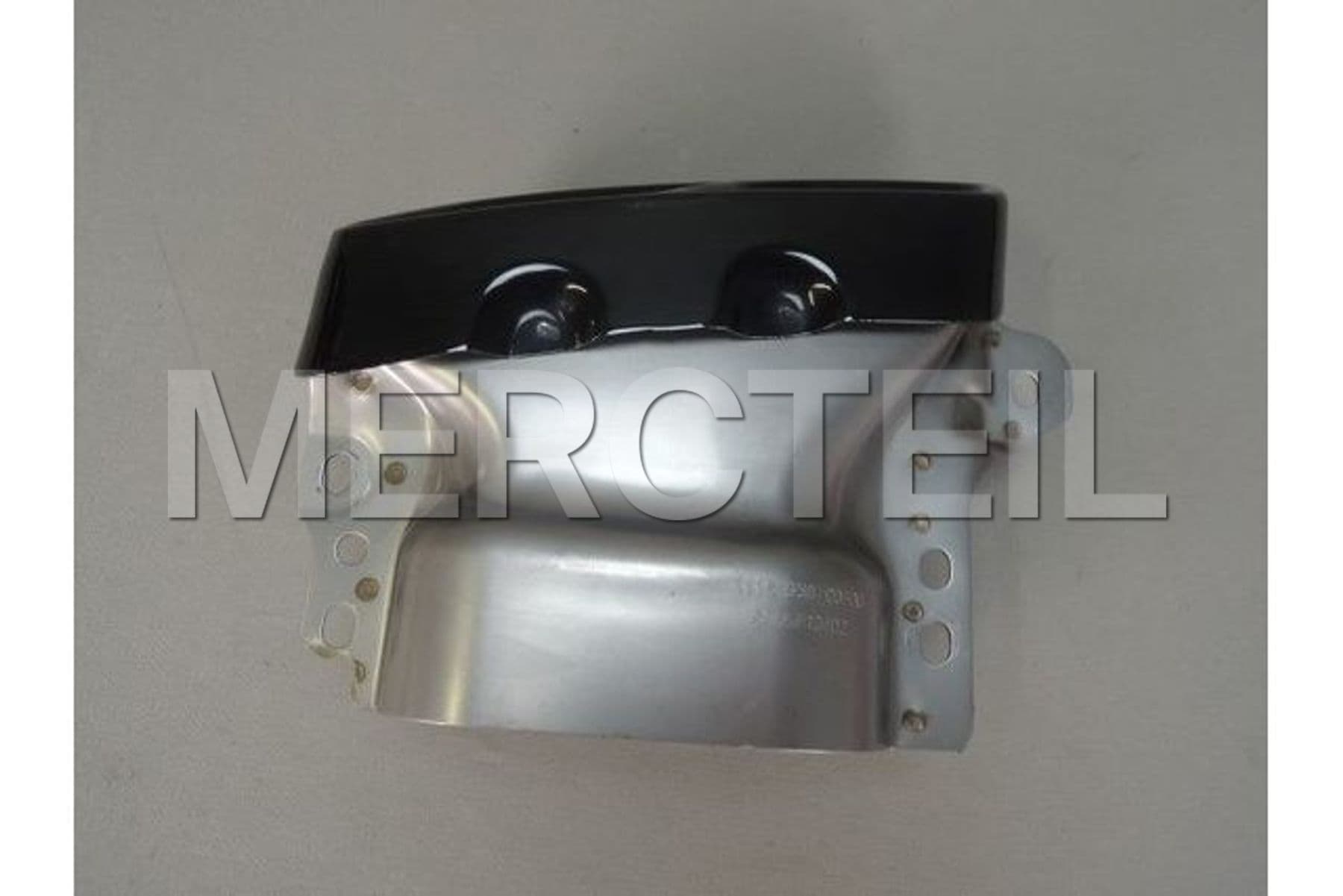 Buy the spare part Mercedes-Benz A1174905100 tail pipe cover