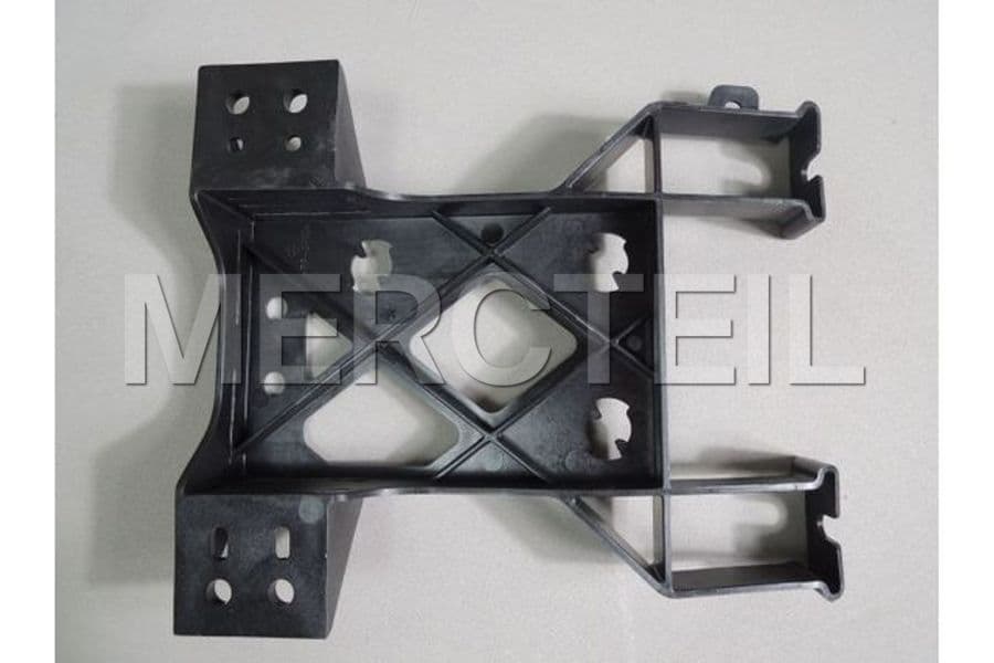 Buy the spare part Mercedes-Benz A1176220300 bracket