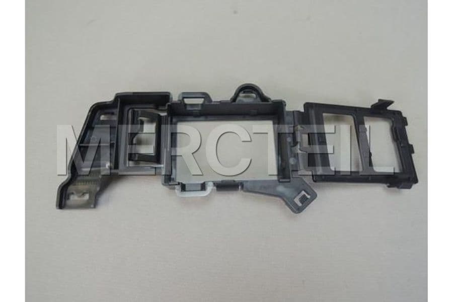 Buy the spare part Mercedes-Benz A1178851001 fixture