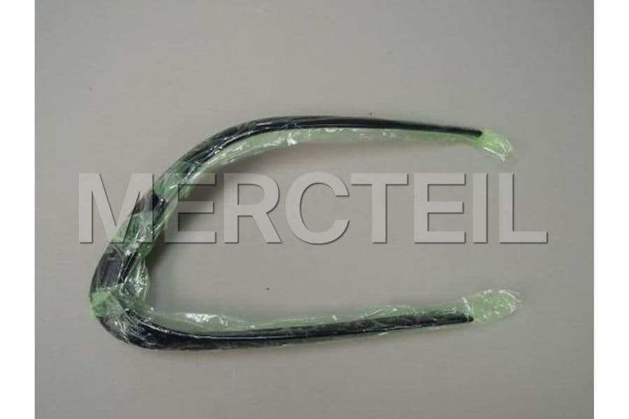 Buy the spare part Mercedes-Benz A1178858700 side spoiler
