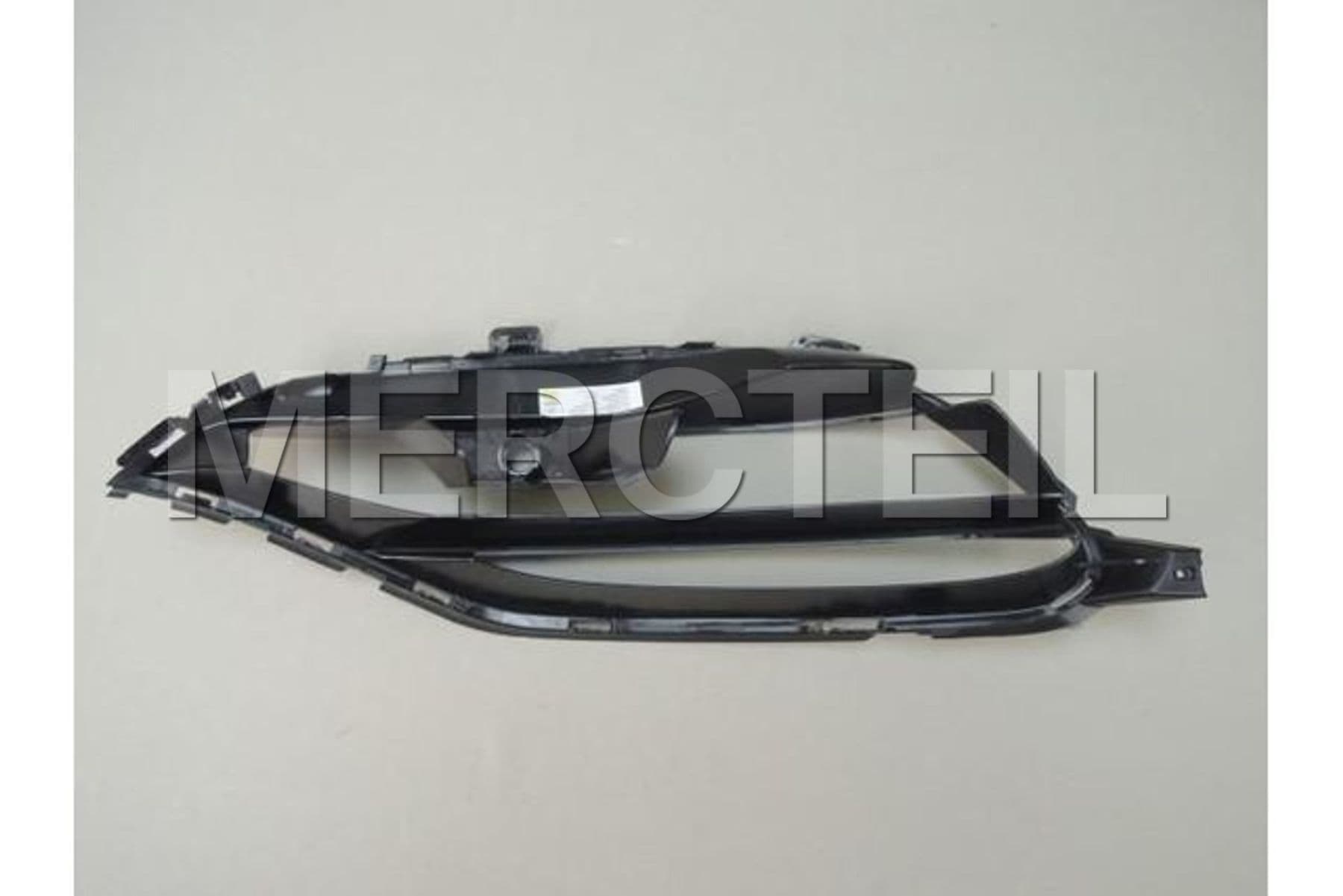 Buy the spare part Mercedes-Benz A1178859000 cover bumper area