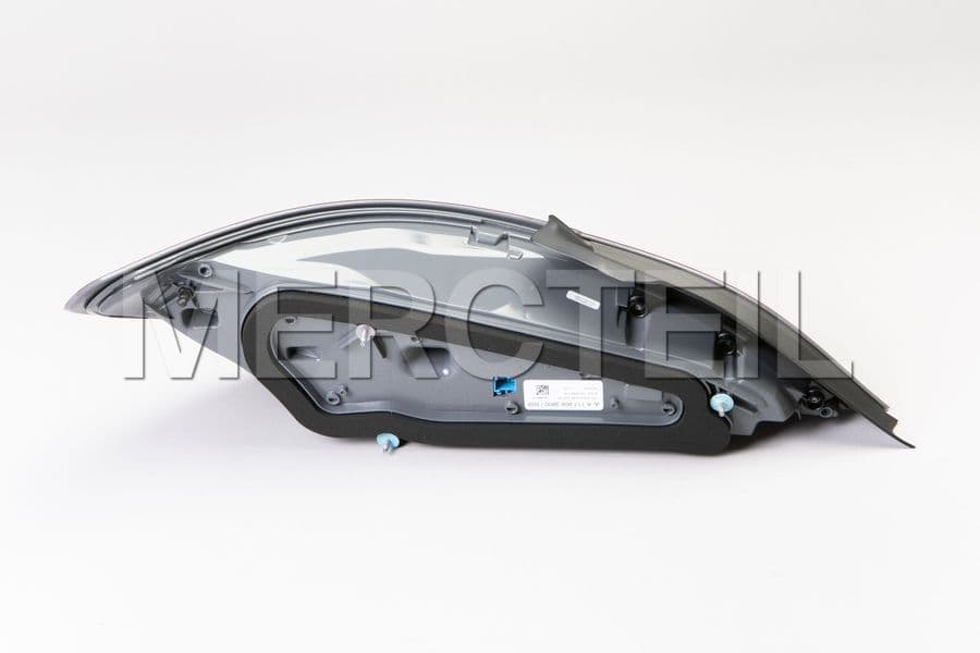 Buy the spare part Mercedes-Benz A1179063800 rear lamp combination
