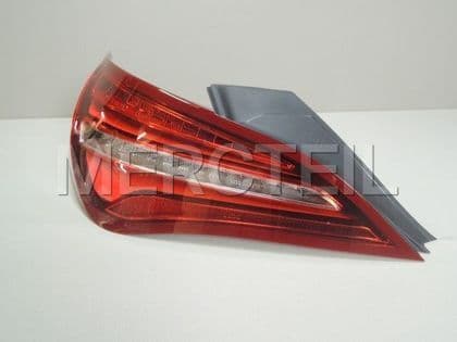 Buy the spare part Mercedes-Benz A1179063900 rear lamp combination