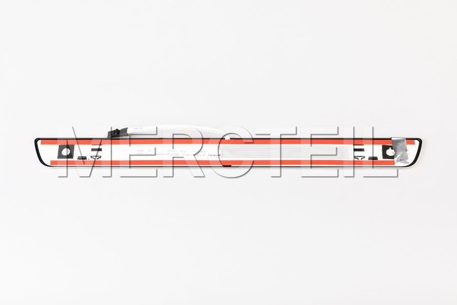 Buy the spare part Mercedes-Benz A1186807800 cover rail