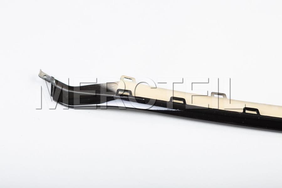 Buy the spare part Mercedes-Benz A1188856302 trim strip