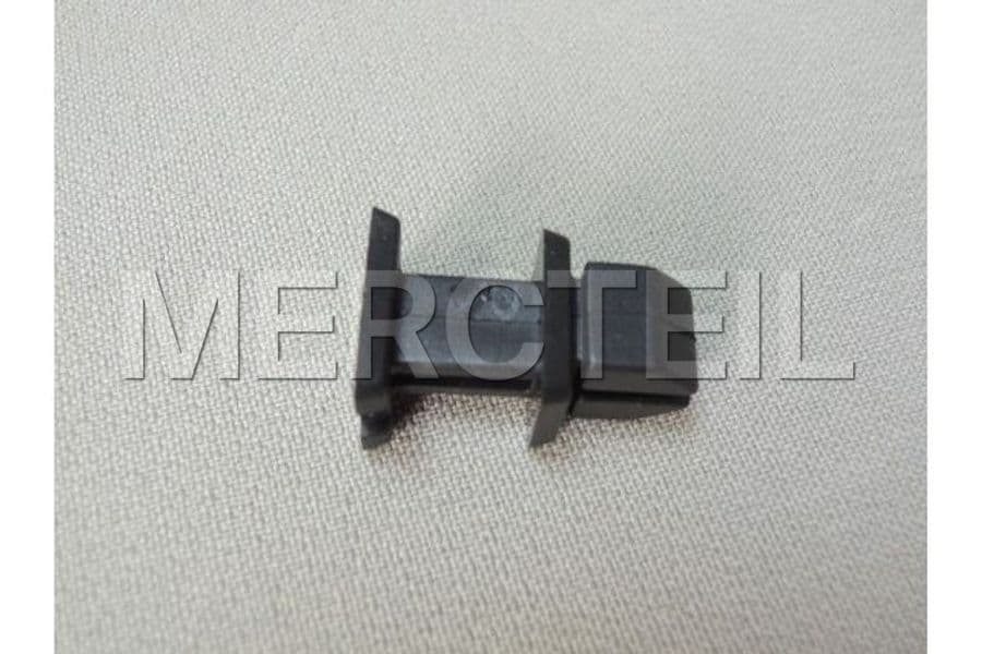 Buy the spare part Mercedes-Benz A12499007929051 rivet