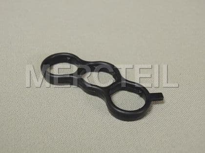 Buy the spare part Mercedes-Benz A1371810080 gasket