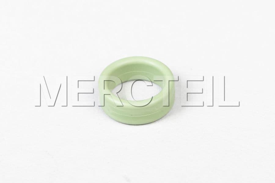 Buy the spare part Mercedes-Benz A1379970045 seal ring