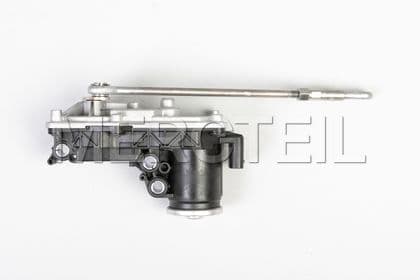 Buy the spare part Mercedes-Benz A1399060600 actuator motor