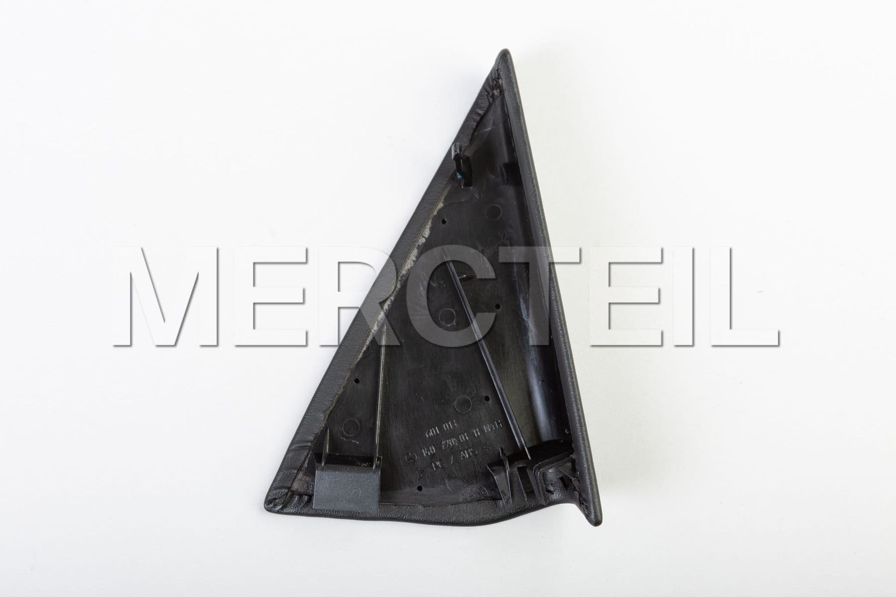 Buy the spare part Mercedes-Benz A14072001119045 coverdoor mirror mount