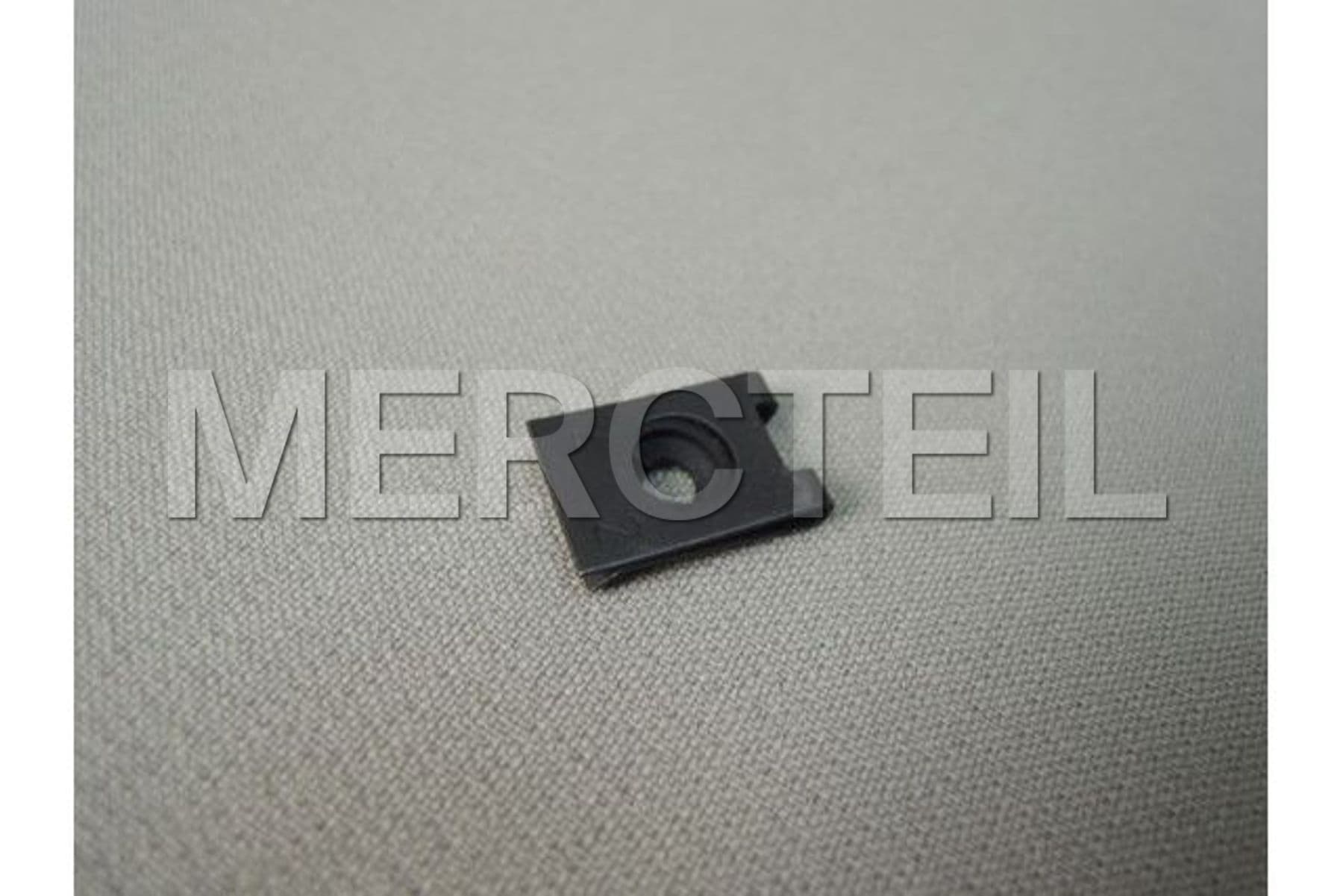Buy the spare part Mercedes-Benz A1409941045 lock