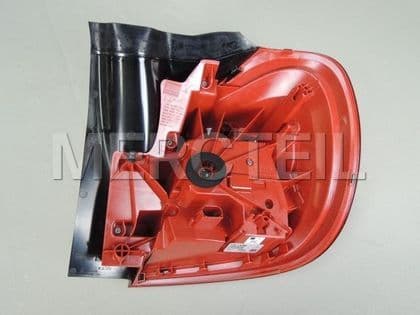 Buy the spare part Mercedes-Benz A1569061958 rear lamp