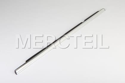Buy the spare part Mercedes-Benz A1646906980 garnish moulding