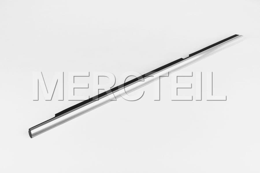 Buy the spare part Mercedes-Benz A1646907980 garnish moulding