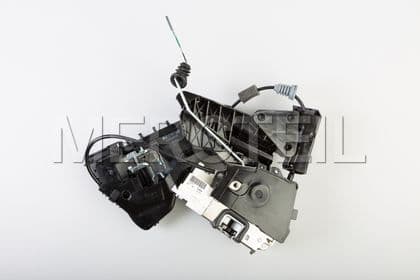 Buy the spare part Mercedes-Benz A1647302535 door lock