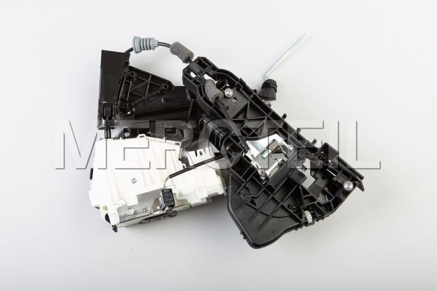 Buy the spare part Mercedes-Benz A1647302535 door lock