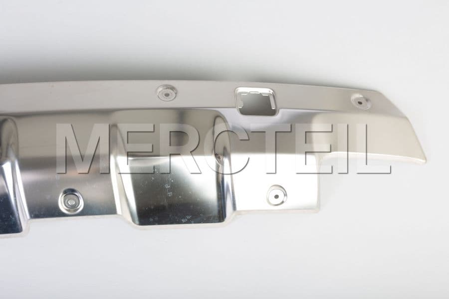 Buy the spare part Mercedes-Benz A1648850122 bumper joint cover