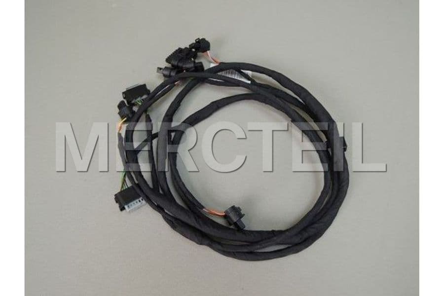 Buy the spare part Mercedes-Benz A1664401432 electrical wiring harness