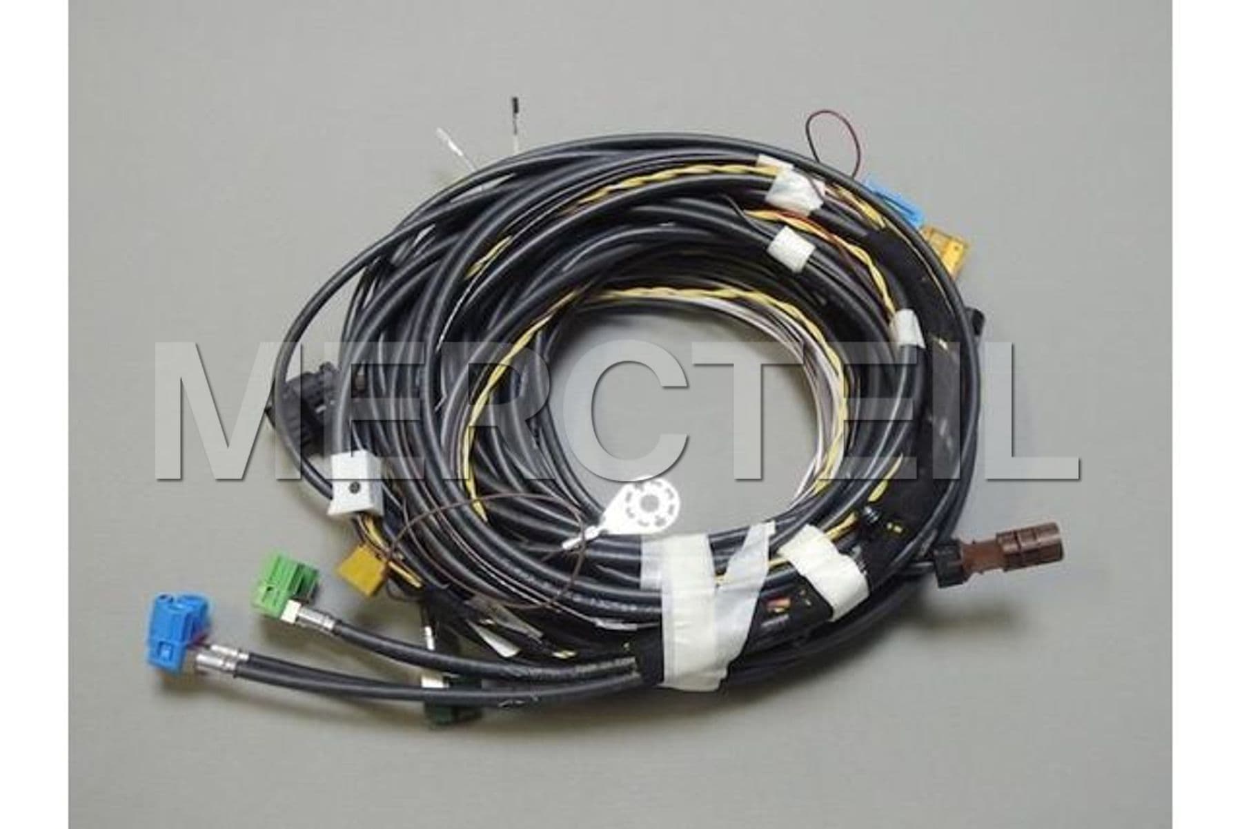 Buy the spare part Mercedes-Benz A1664406432 electrical wiring harness