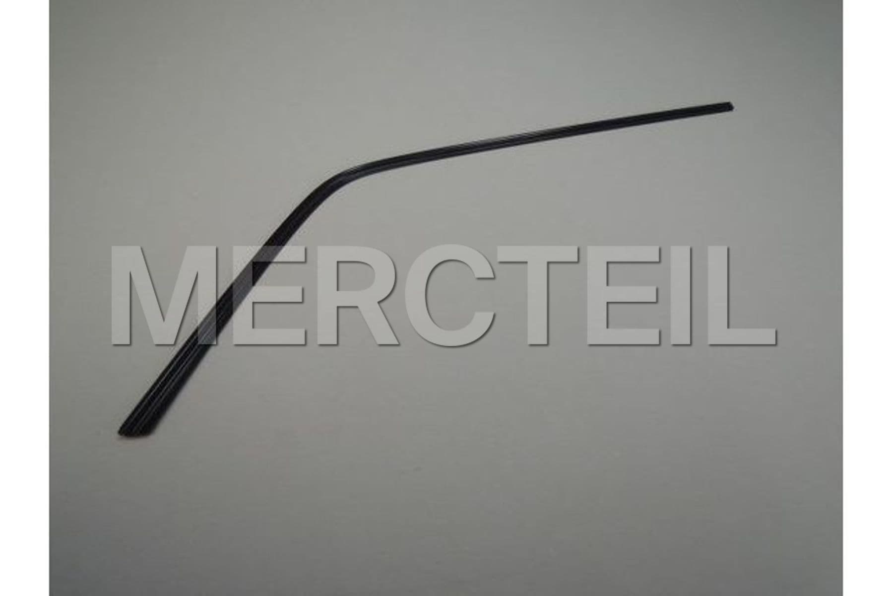 Buy the spare part Mercedes-Benz A1666904100 ornamental trim