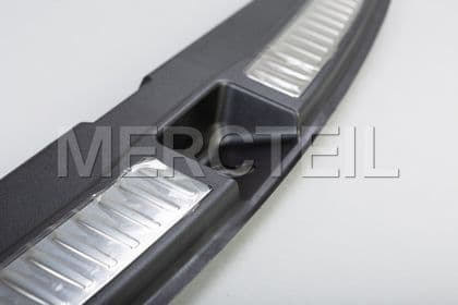 Buy the spare part Mercedes-Benz A16669099009051 lining loading sill