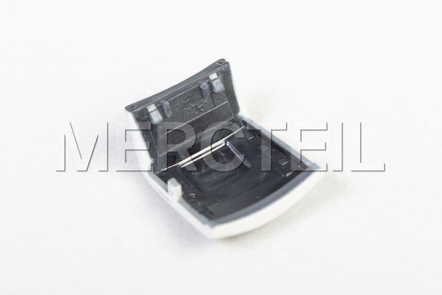 Buy the spare part Mercedes-Benz A16669500007H52 rs covering panel