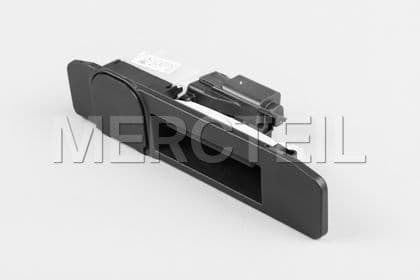 Buy the spare part Mercedes-Benz A1667500993 release handle