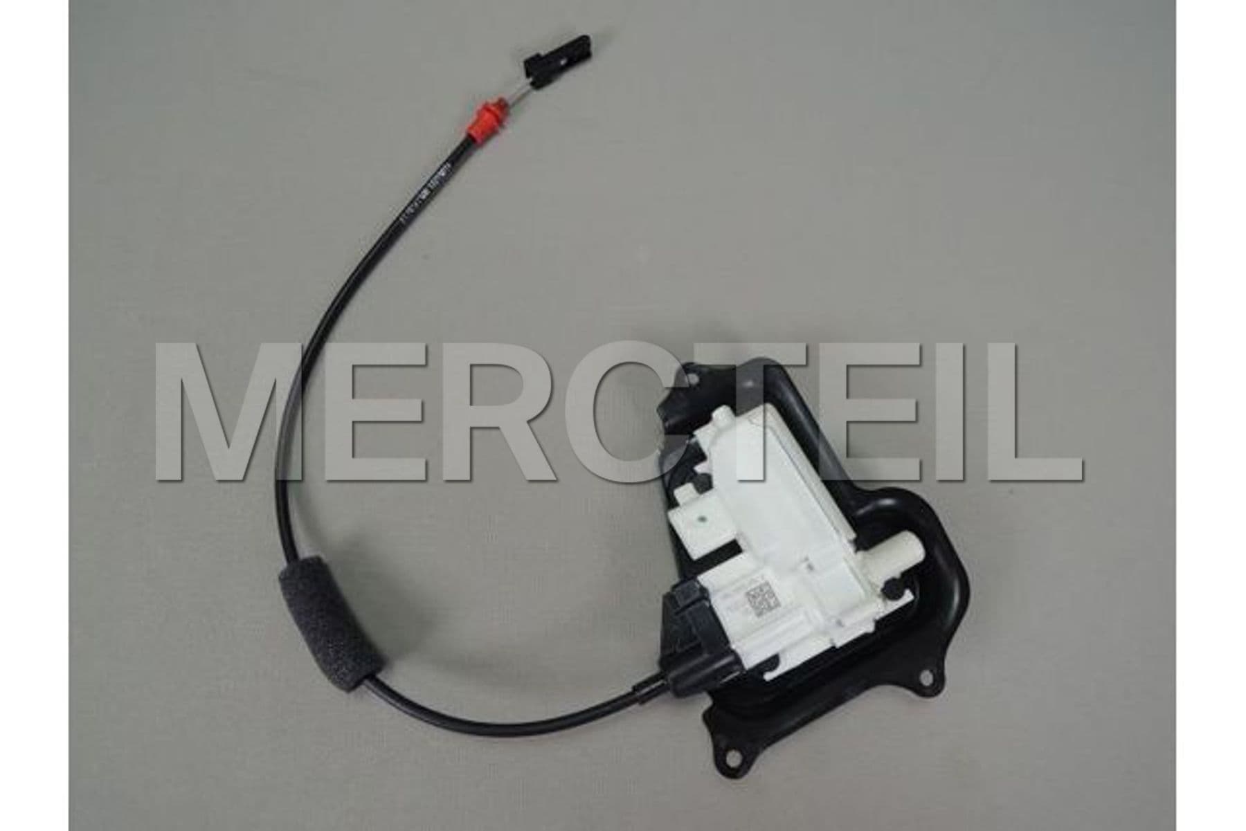 Buy the spare part Mercedes-Benz A1667600700 electrical closing aid