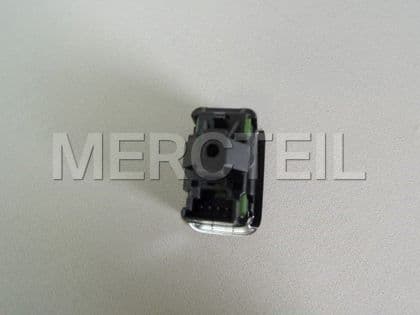 Buy the spare part Mercedes-Benz A1668707610 push button switch