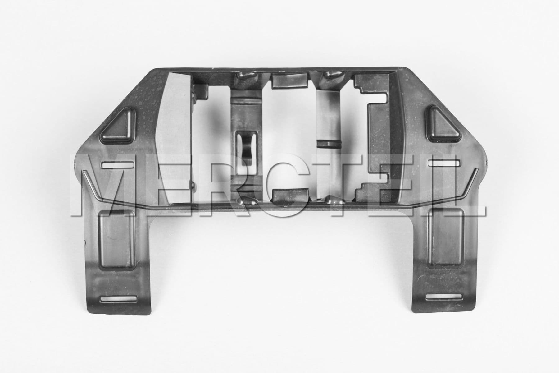 Buy the spare part Mercedes-Benz A1668840000 bracket