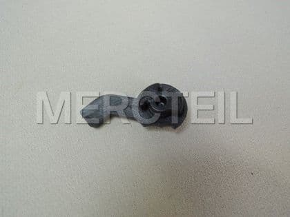 Buy the spare part Mercedes-Benz A1668850156 fixture