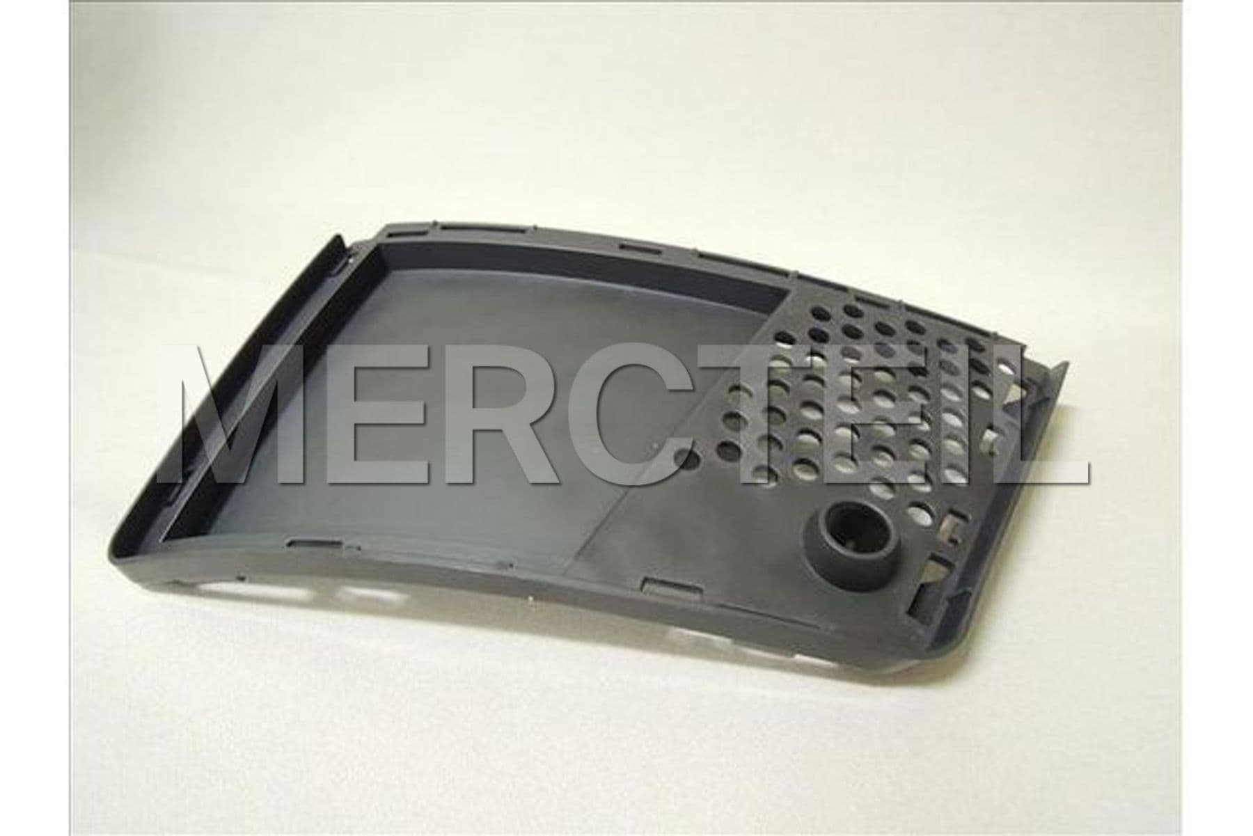 Buy the spare part Mercedes-Benz A1668852223 cover bumper area